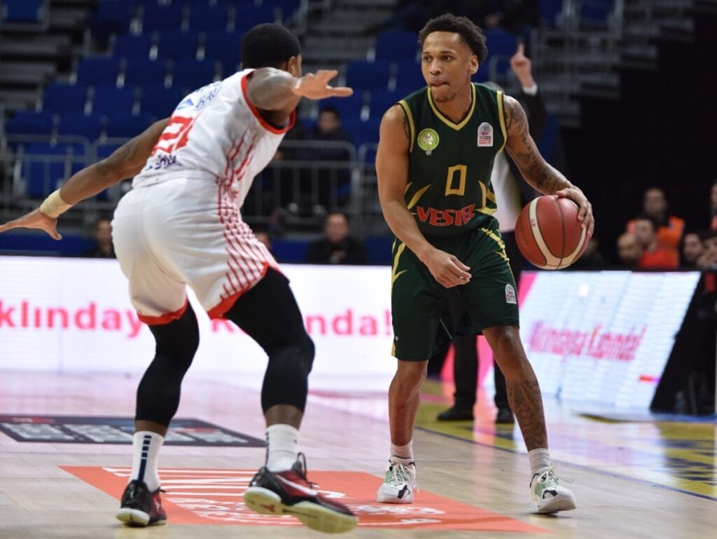 Son Saniyede Russell - Basketfaul