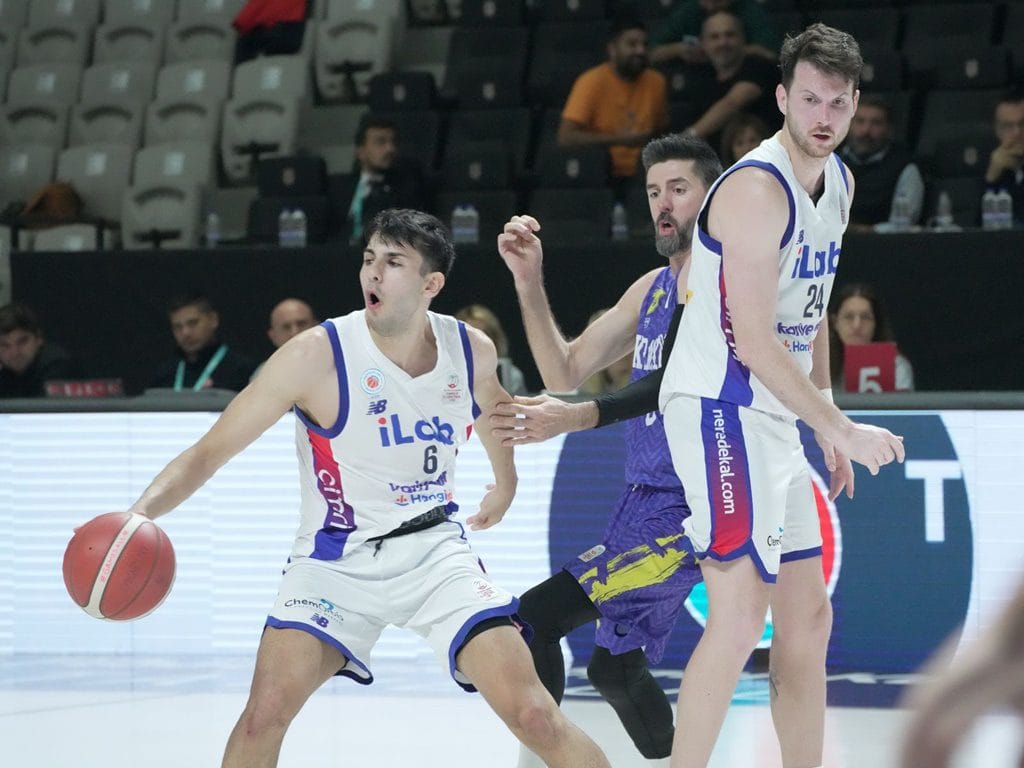 ILab Düğümü Son Çeyrekte Çözdü - Basketfaul