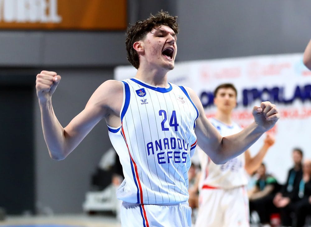 Lider Efes Hata Yapmadı - Basketfaul