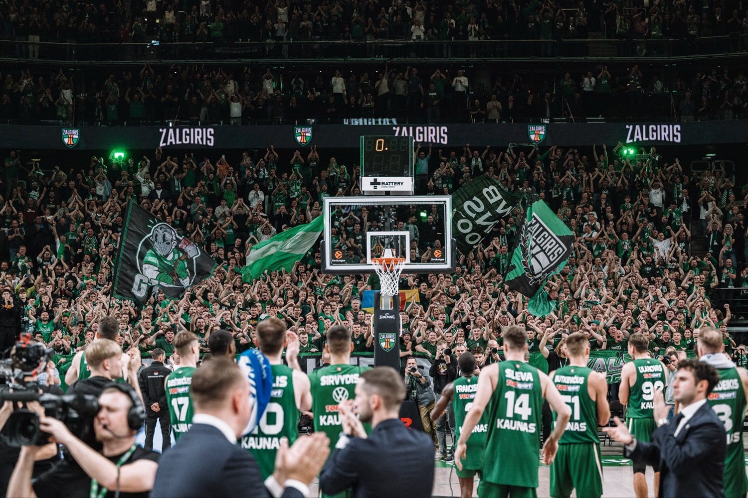 Zalgiris Ve İki Yeni Takım Zirvede - Basketfaul